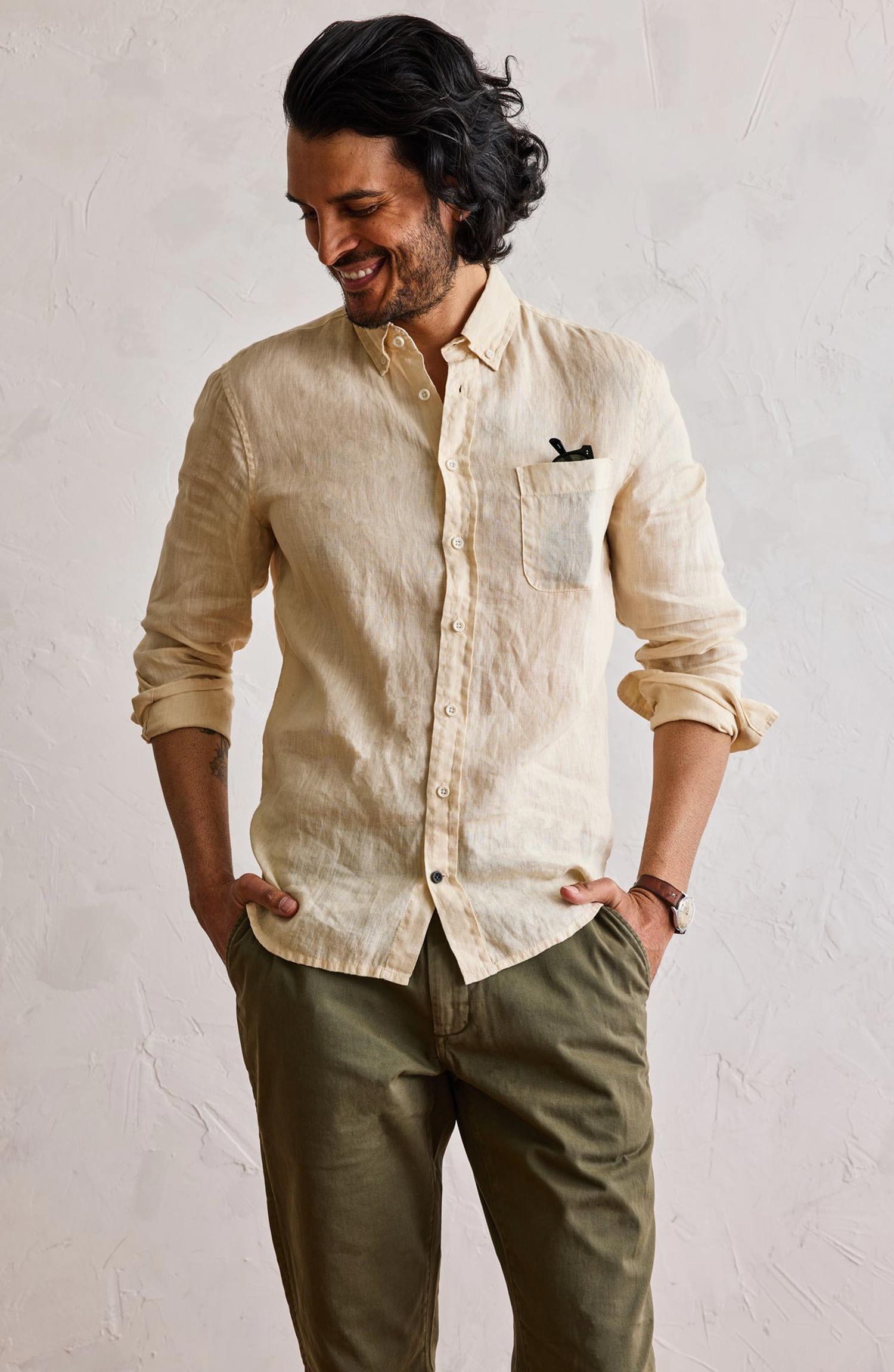 The Jack Men's Oxford Shirt in Horchata Linen | Taylor Stitch