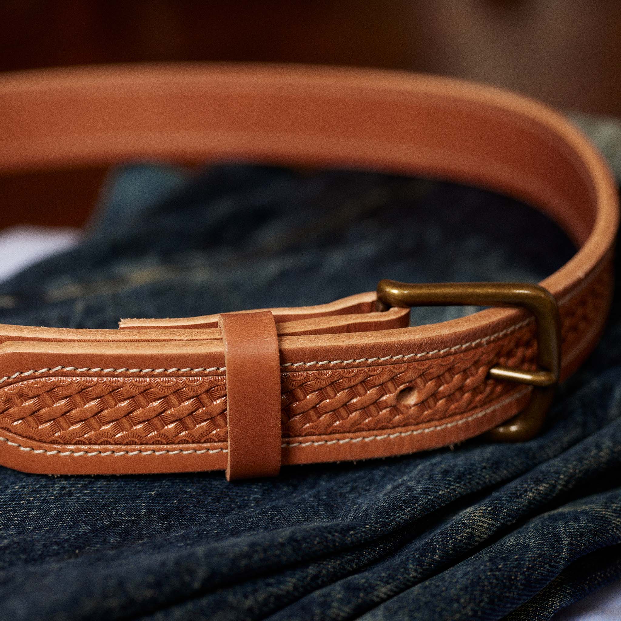 The Tooled Belt in Saddle Tan | Taylor Stitch - Classic Men’s Clothing
