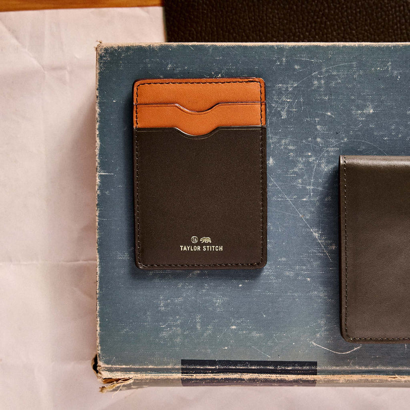 The Minimalist Wallet in Brown | Taylor Stitch - Classic Men’s Clothing